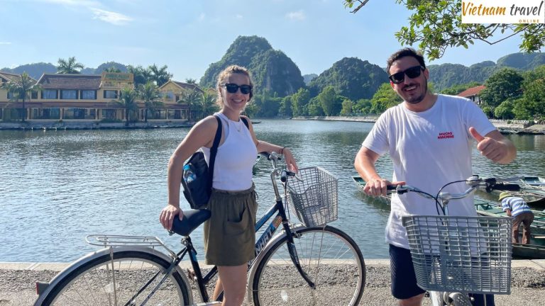 Tam Coc Boat Ride in Ninh Binh: Peaceful Scenery, Caves & Travel Tips
