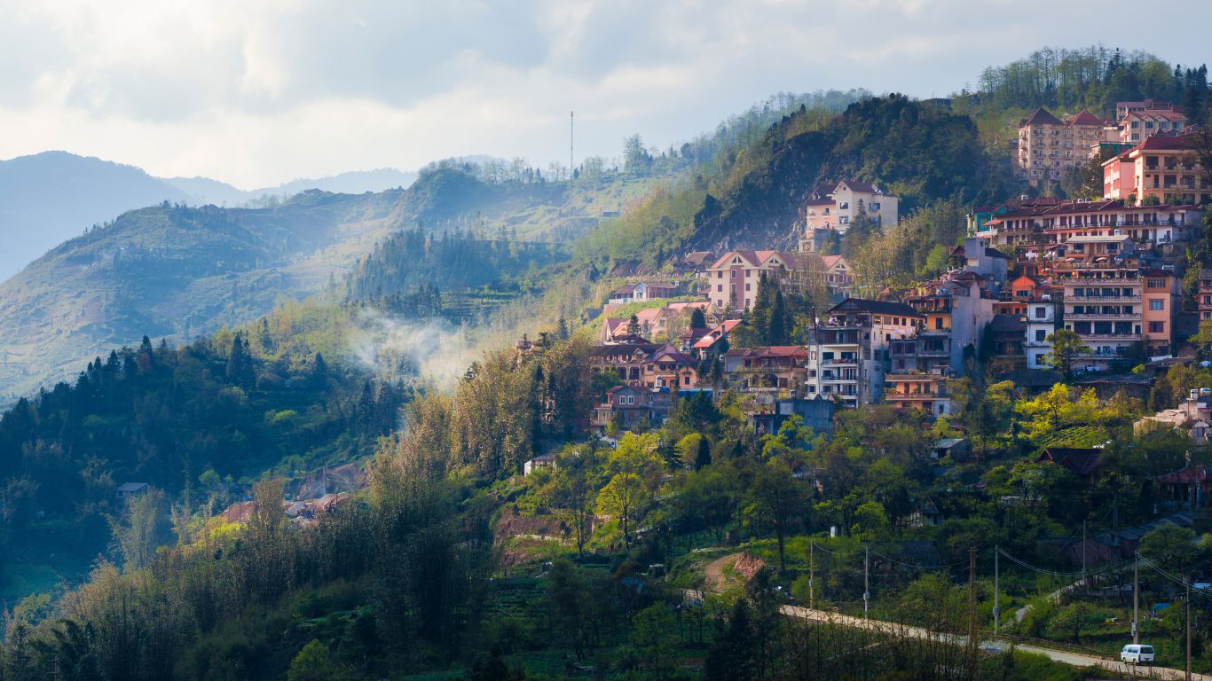 Sapa in November – Scenic Treks, Ethnic Culture & Mountain Views
